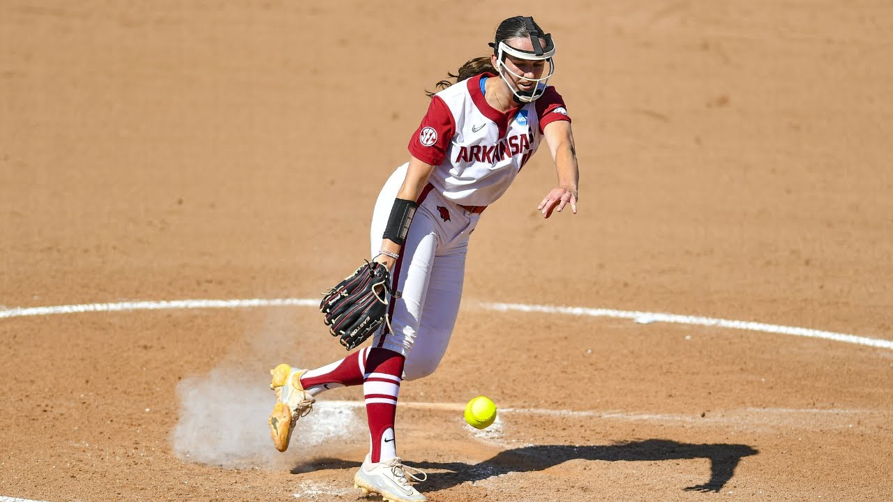 Robyn Herron talks no-hitter, growth with Arkansas softball - YouTube