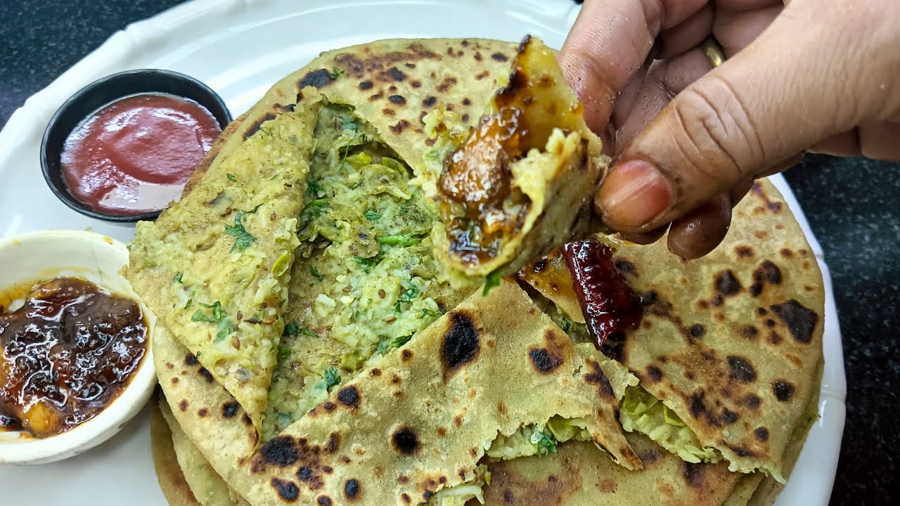 aloo matar paratha winter special aloo matar paratha recipe 😋 crispy ...