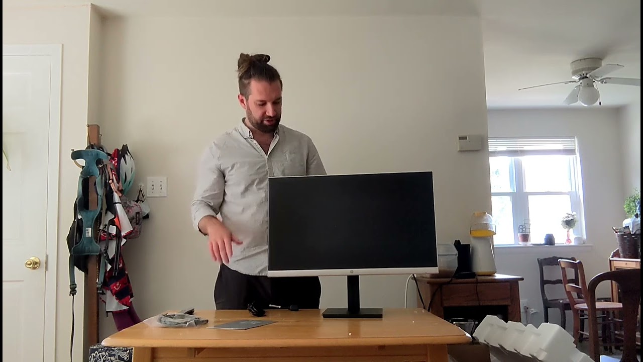 Unboxing and Review of the HP 27MQ Monitor - YouTube