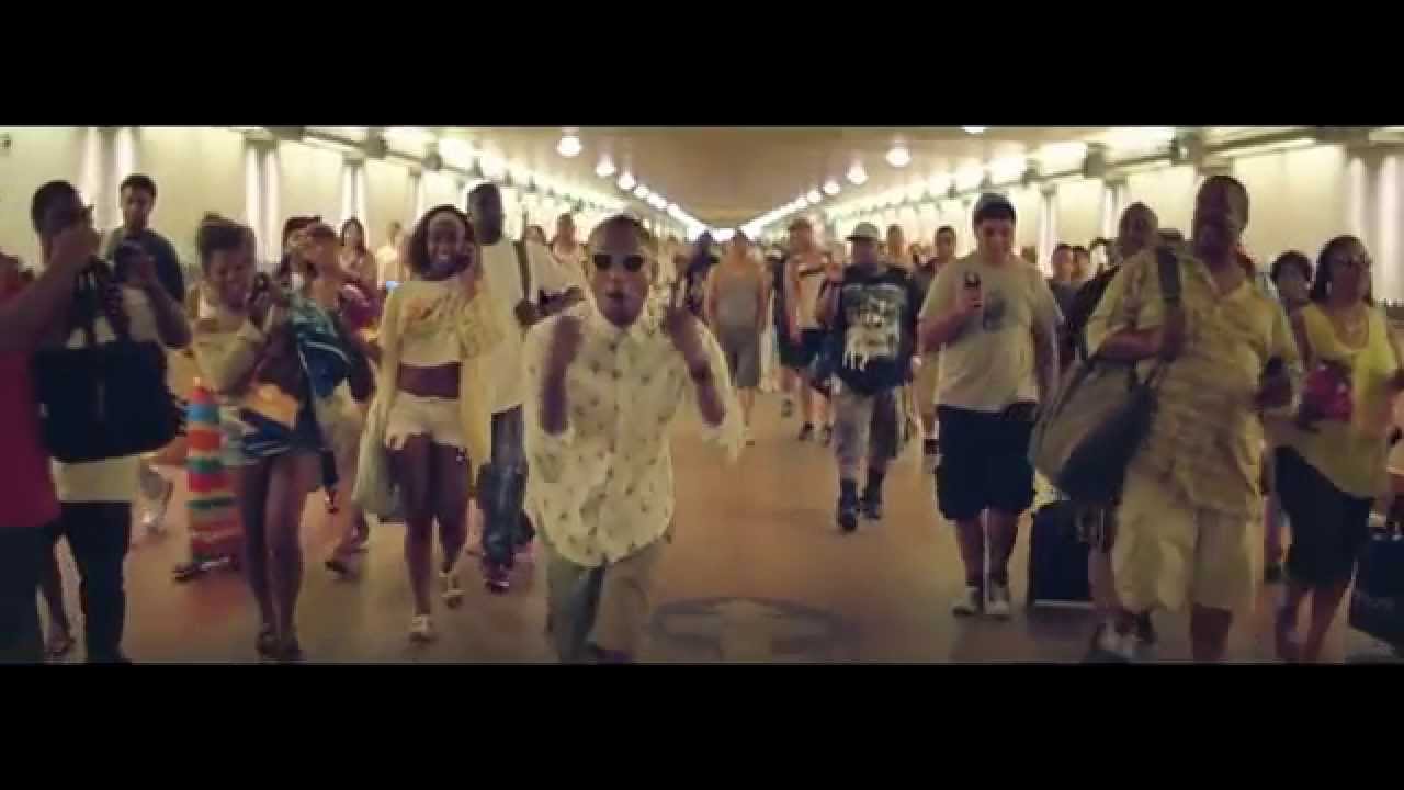 Pharrell Williams Happy from Despicable Me 2 - YouTube