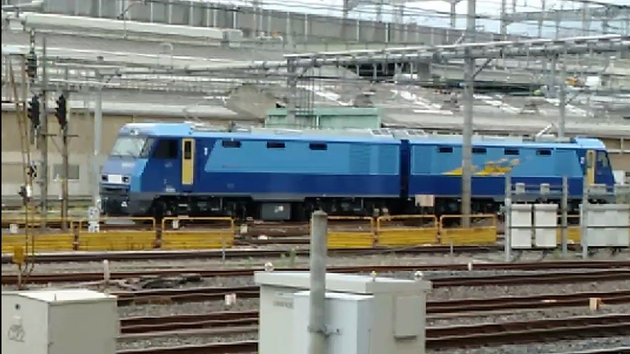 高崎線EH200型機関車 単機回送車 大宮出発 - YouTube