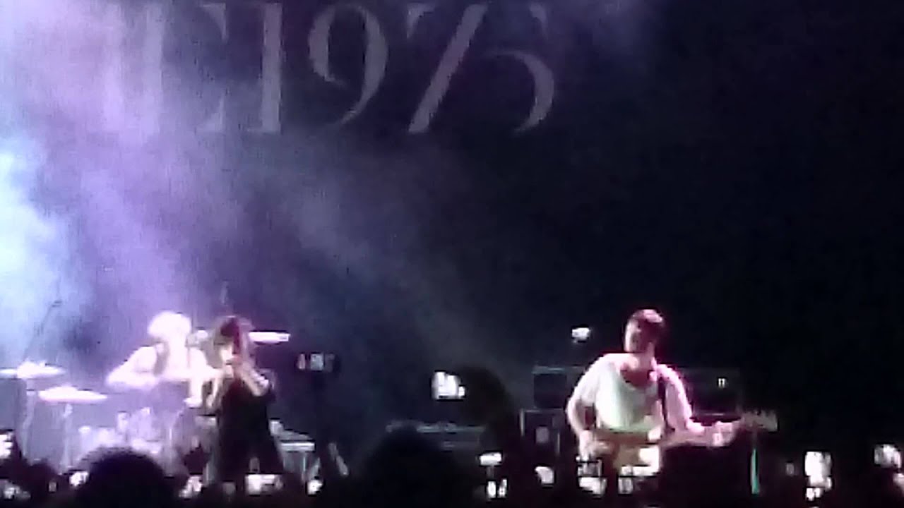 The City - The 1975 live in Singapore - YouTube