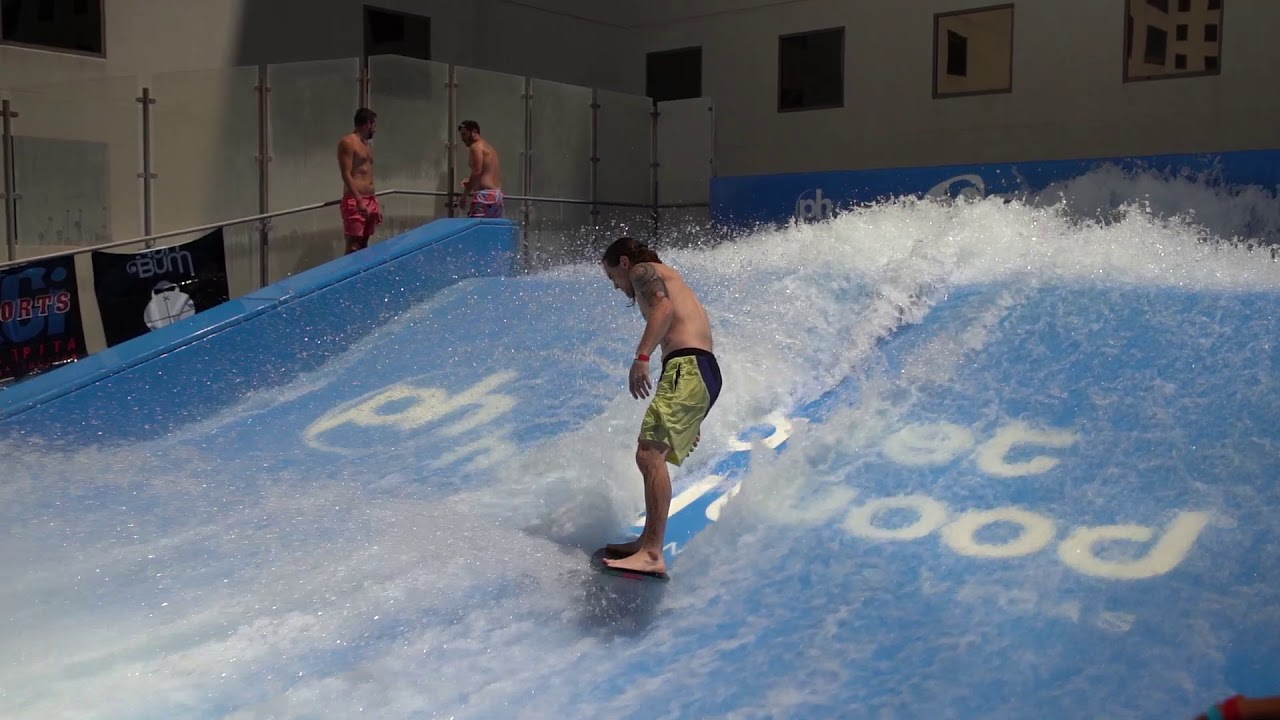 Pro on the FlowRider Wave Machine at Planet Hollywood Las Vegas Strip ...
