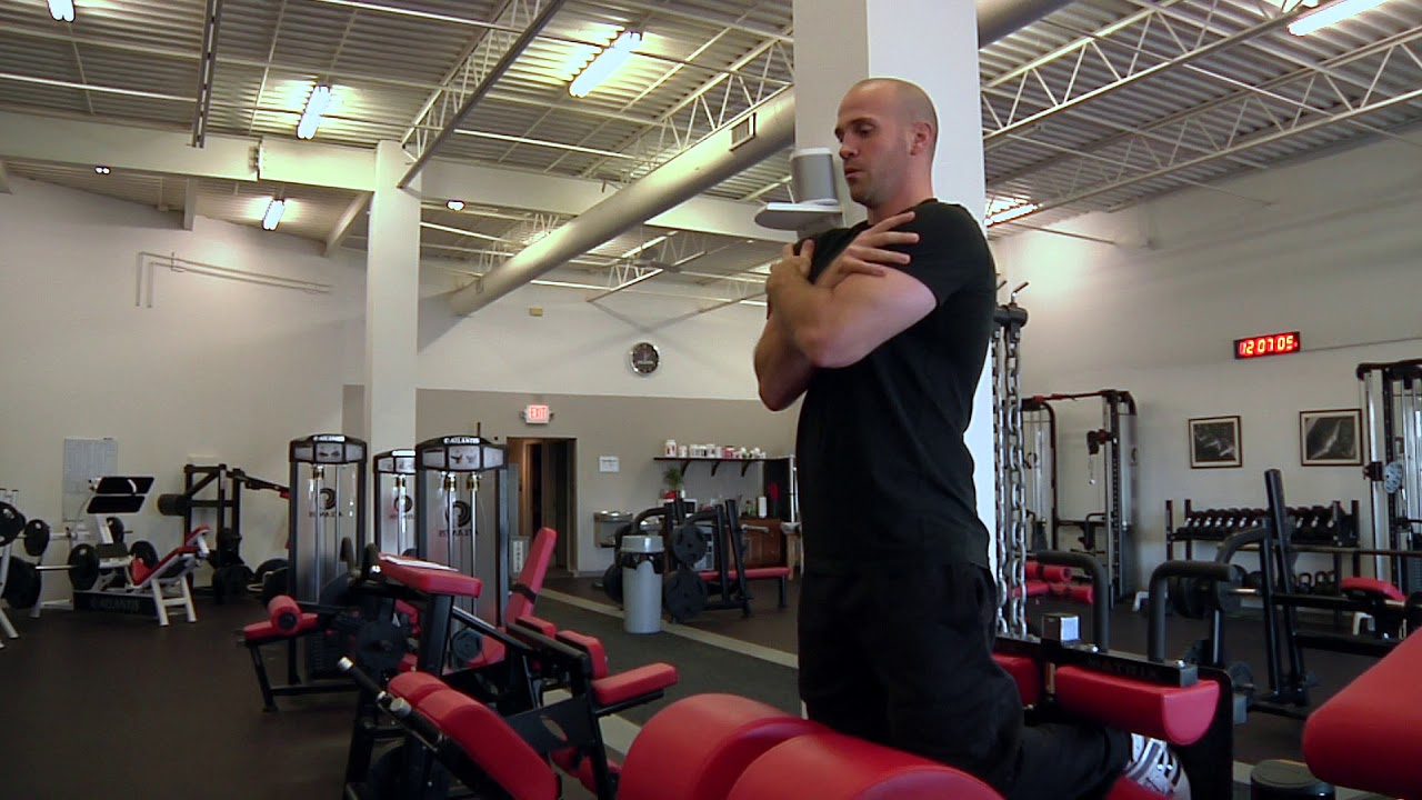 Hamstrings - Nordic Eccentric contraction - Machine - YouTube