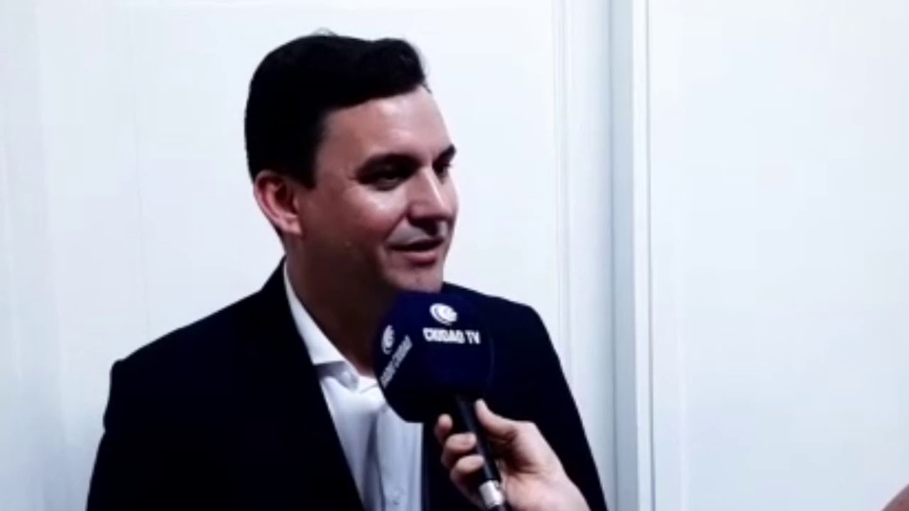 GABRIEL LEMOS GORDO DE NAVIDAD Y AÑO NUEVO - YouTube