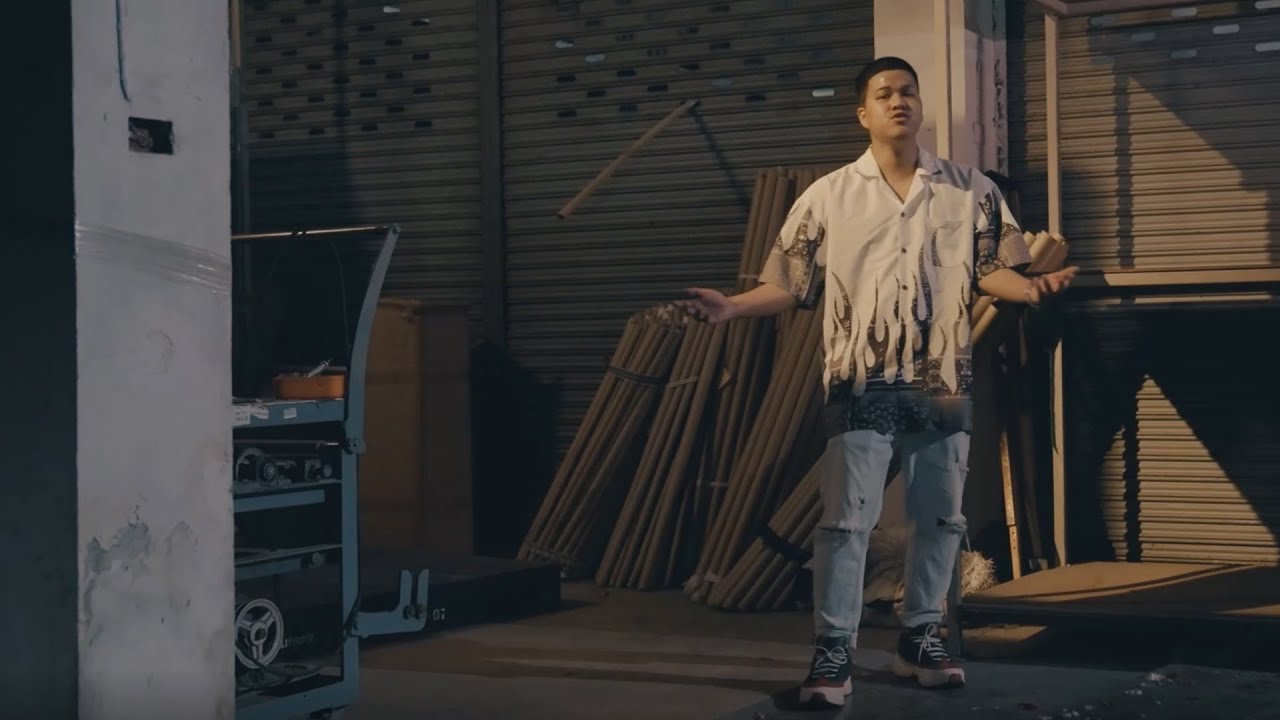 NONNY9 - เธอทำให้เชื่อเรื่องรัก【Official MV】 - YouTube