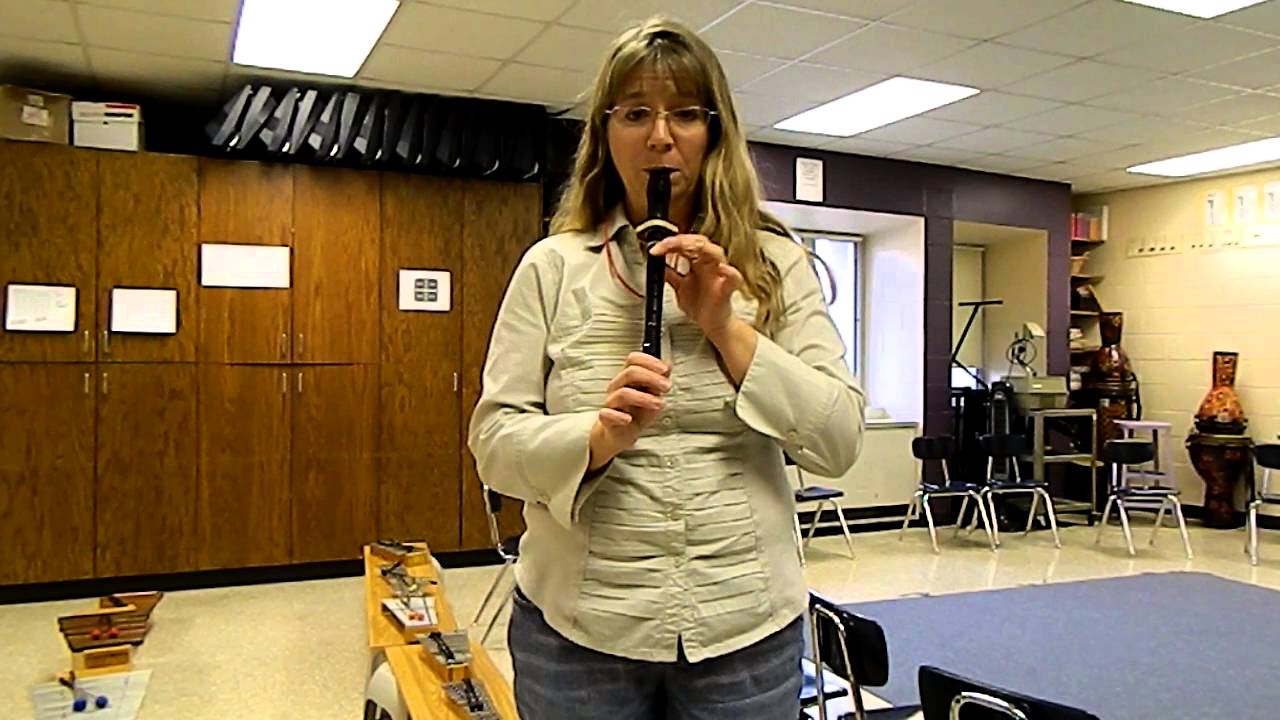 How to Play Recorder Lesson 1 Notes B A and G - YouTube