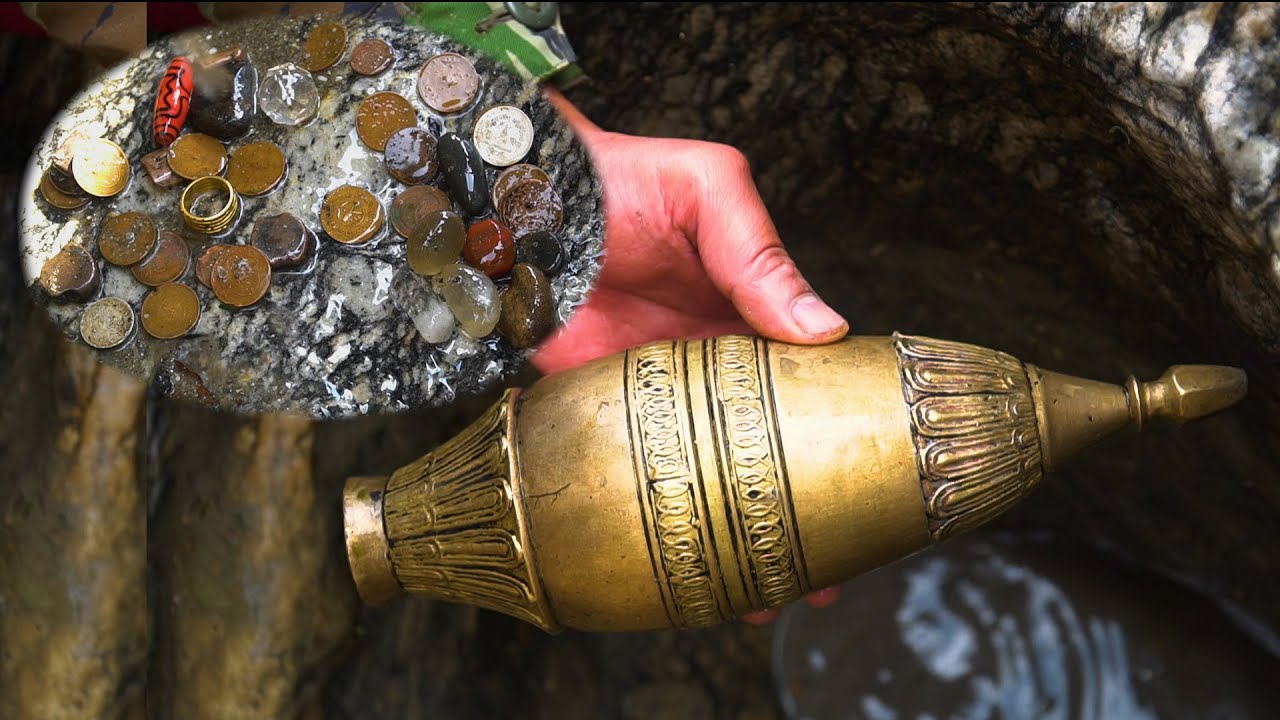 Statue gold with money coins - YouTube