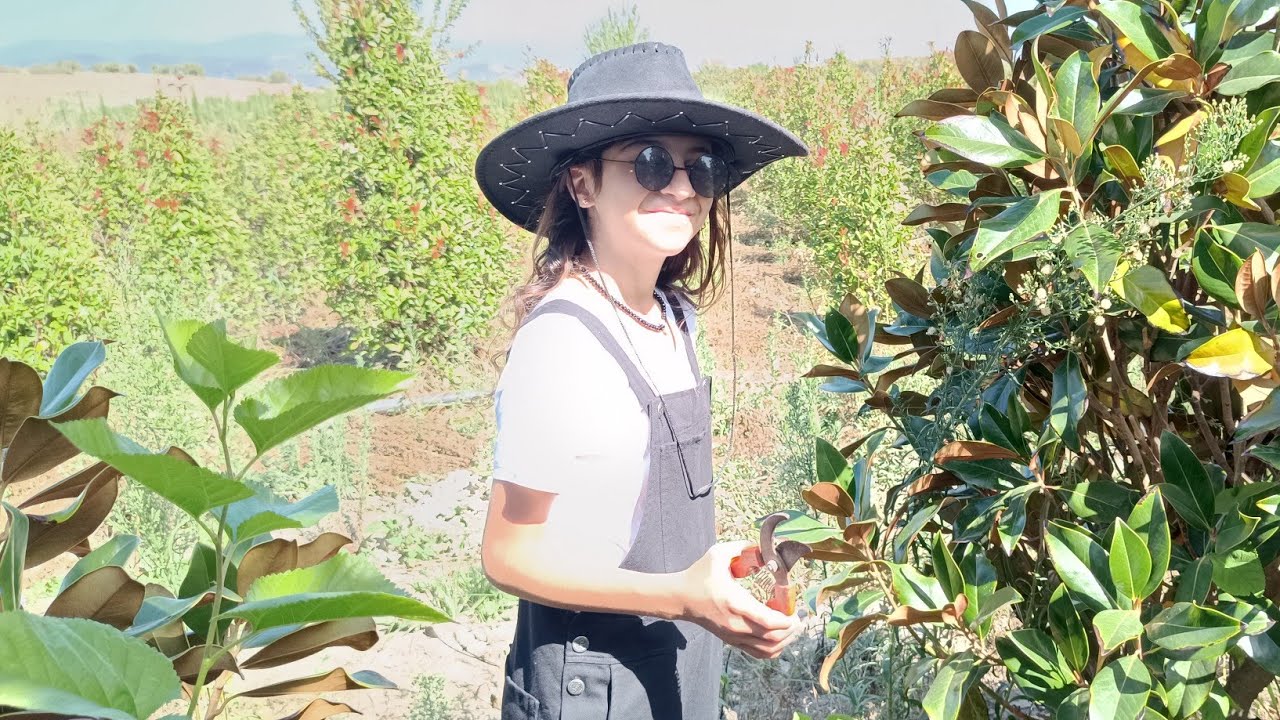 Mihriban müthiş bir ses Koma Karkır ARJÎN söz Abdurrahim Karakoç müzik ...