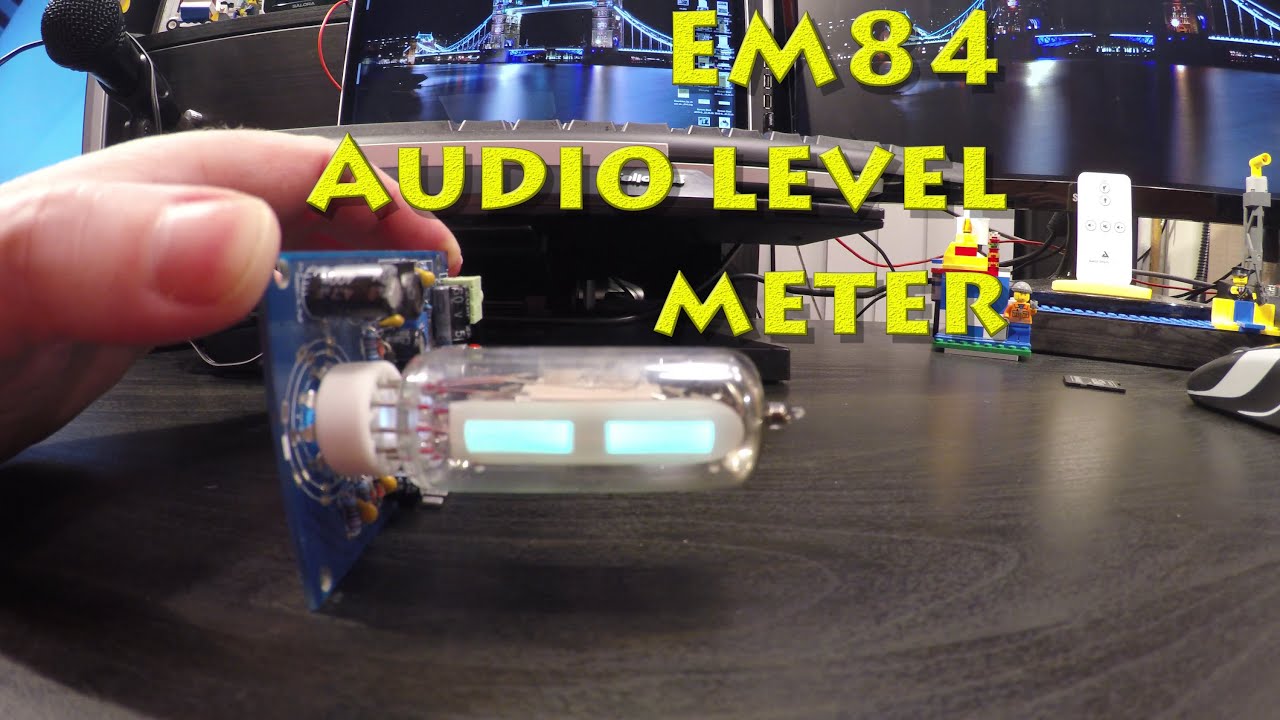 Vintage EM84 Magic eye VU meter - YouTube