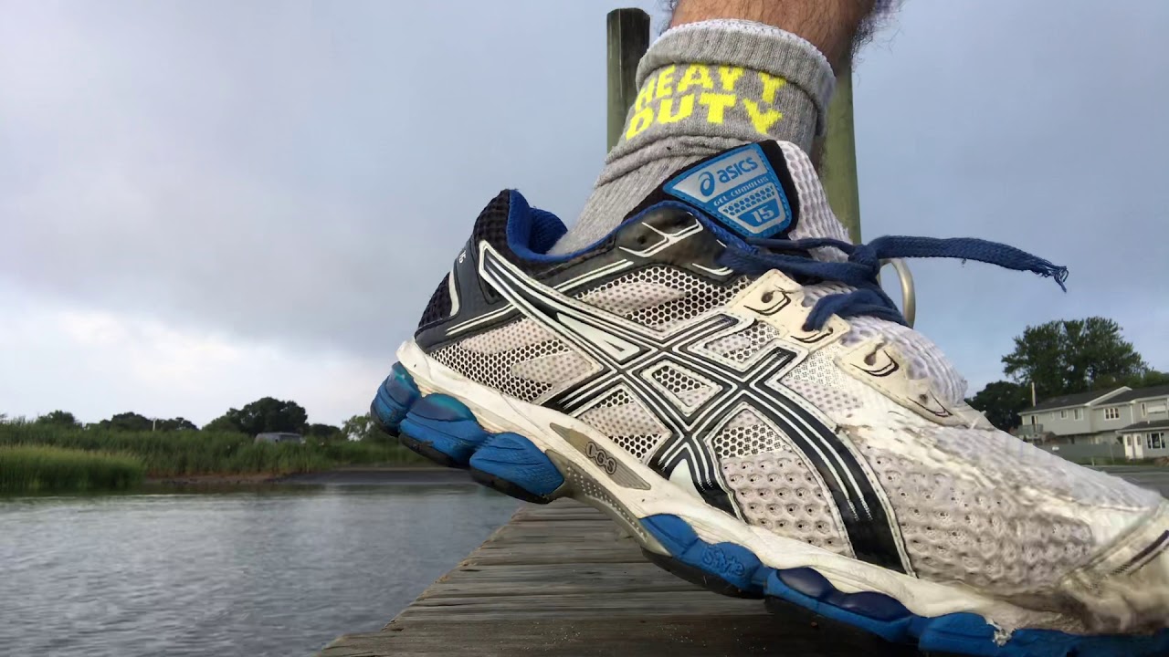 ASICS Gel-Cumulus 15 Running Shoes At My Favorite Dock... - YouTube