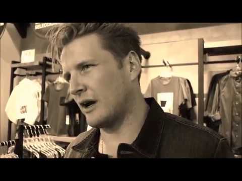 Alexander Acha te invita a conocer la colección de su línea de ropa ...