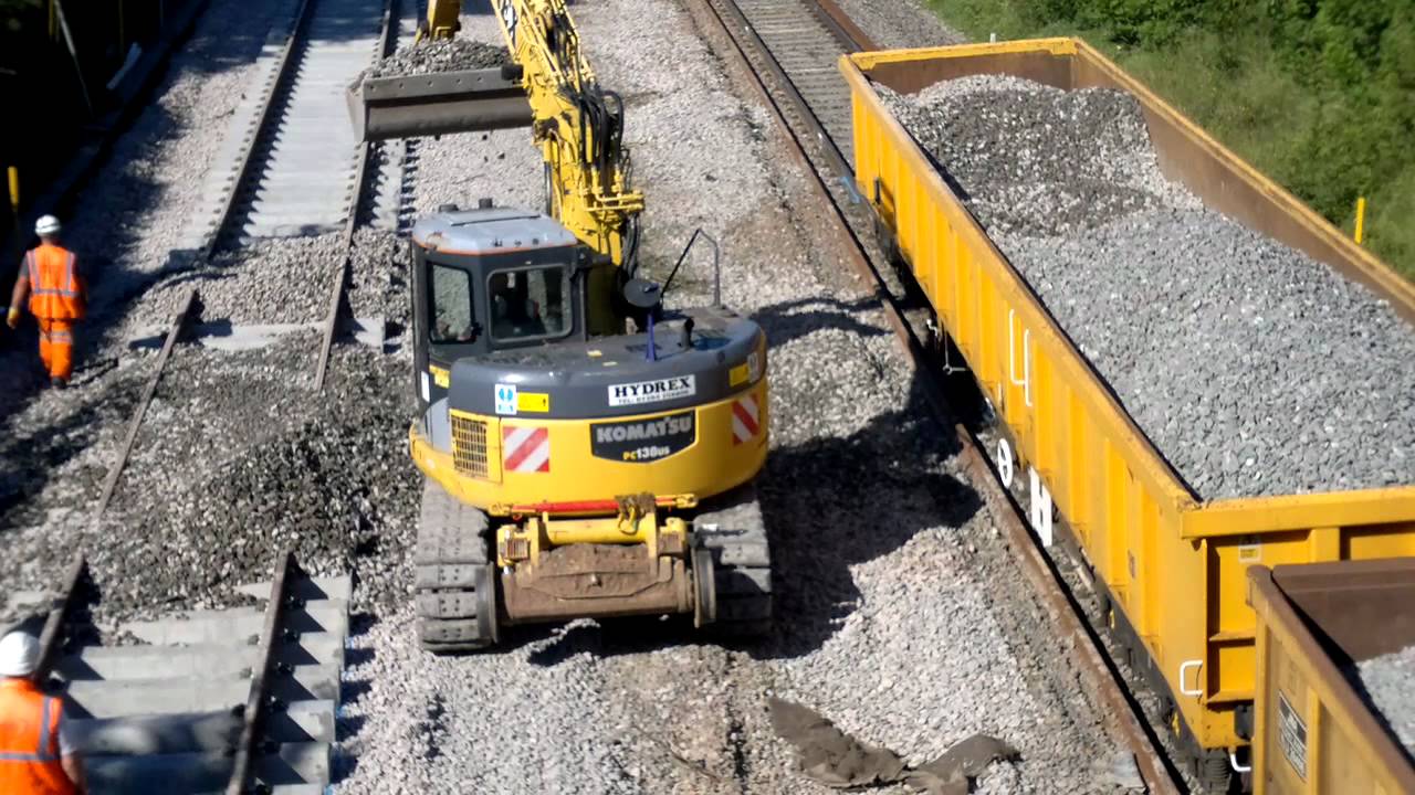 Track ballasting Stroud road Gloucester - YouTube