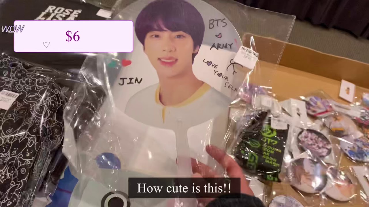 KPOP POP UP SHOP WALKTHROUGH!! - YouTube