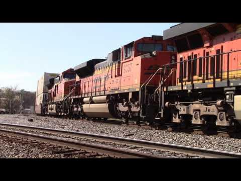 BNSF 6335 leads NS 284 through Austell, GA - YouTube