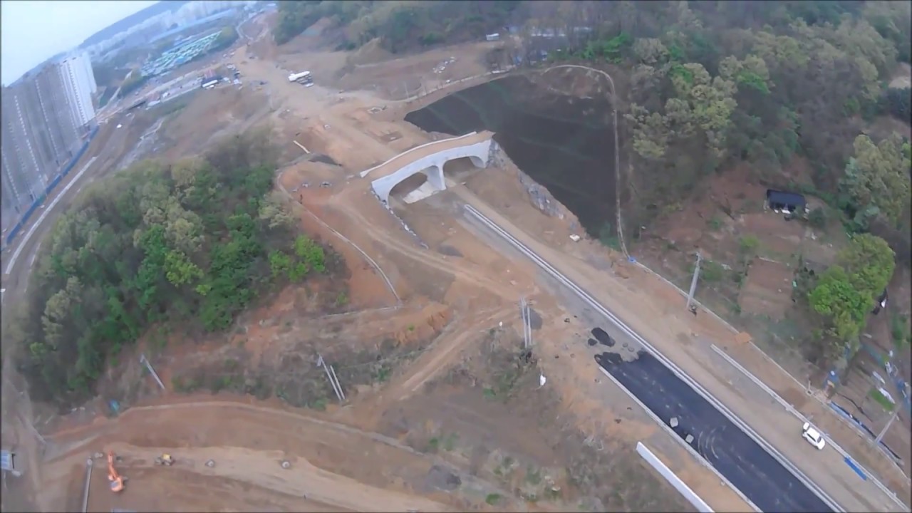 ZMR-250 Flying on a rainy day in new place - YouTube