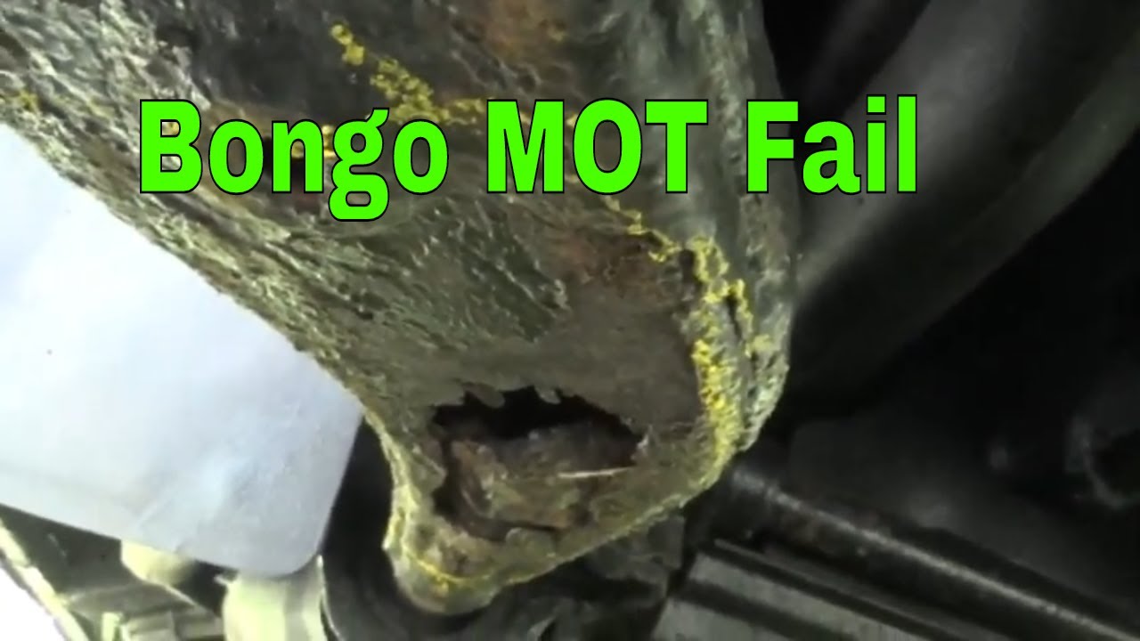 Mazda BONGO Lower suspension arm Mot fail - YouTube