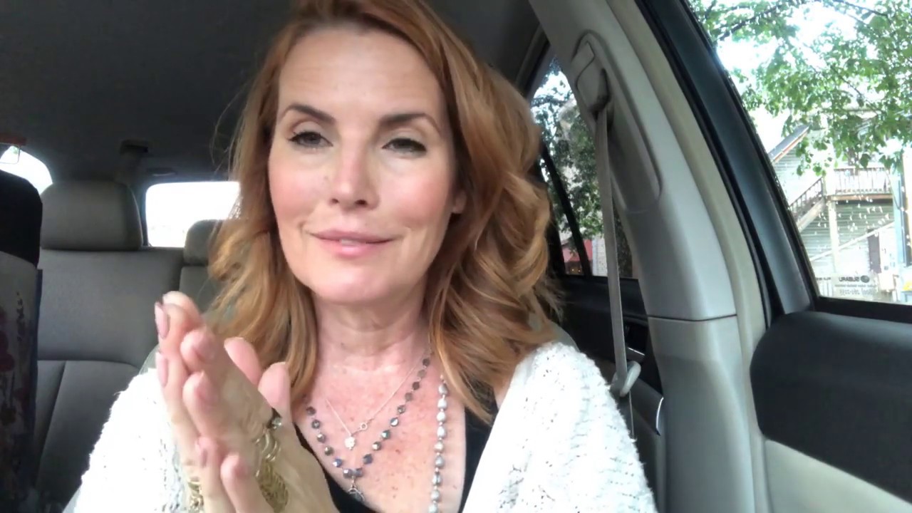 ACIM Lesson 143 A Course in Miracles with Maureen Muldoon - YouTube