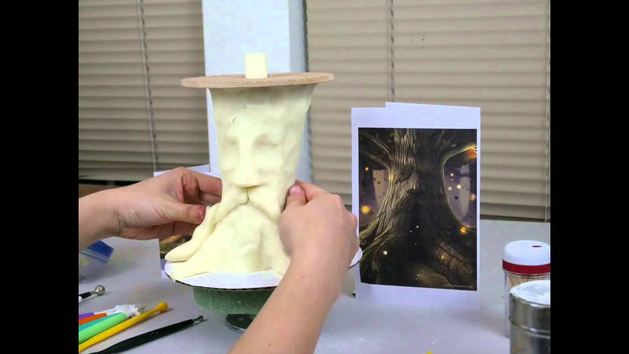 Sculpting of a chocolate Deku Tree - YouTube
