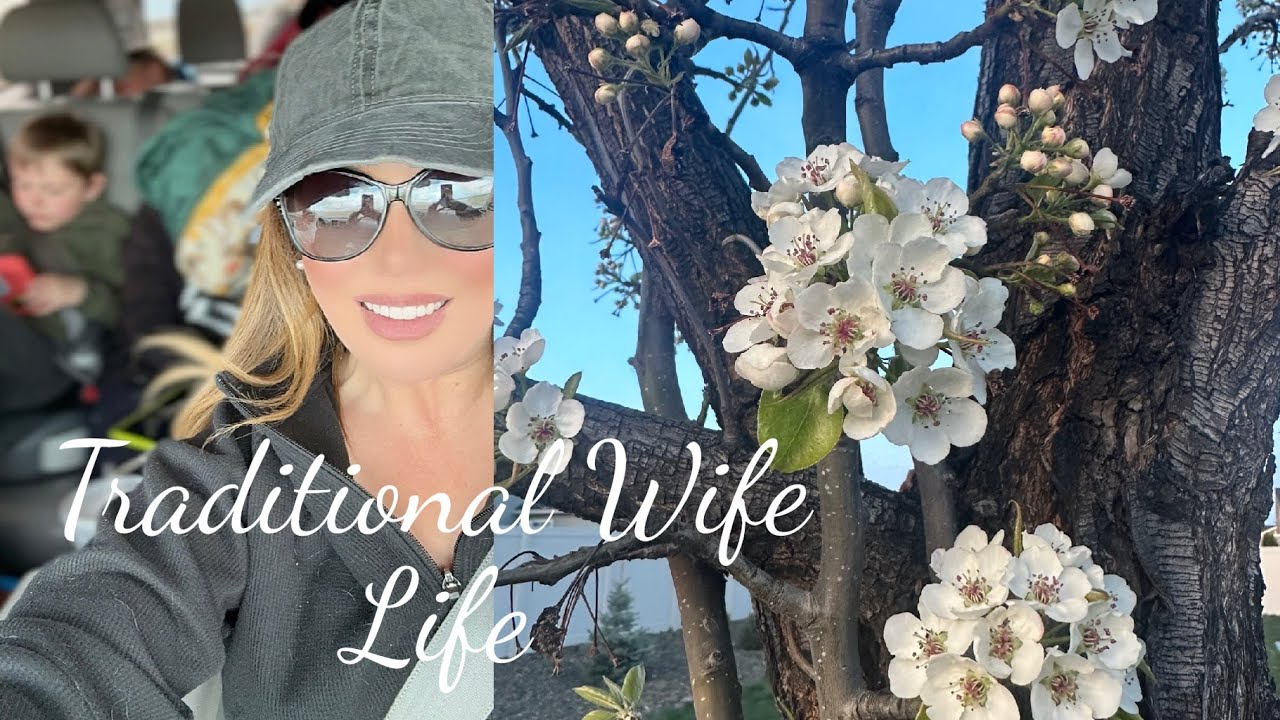 Day In the Life Tradwife | Traditional Wife and Mom Life Vlog - YouTube