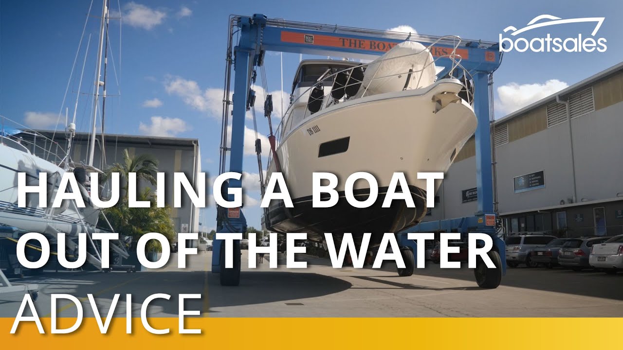 ADVICE: How to haul a boat out of the water - YouTube