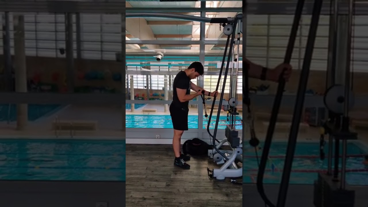 Curl bíceps unilateral polea baja - YouTube