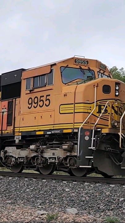 2nd Clip of BNSF 9955 - YouTube
