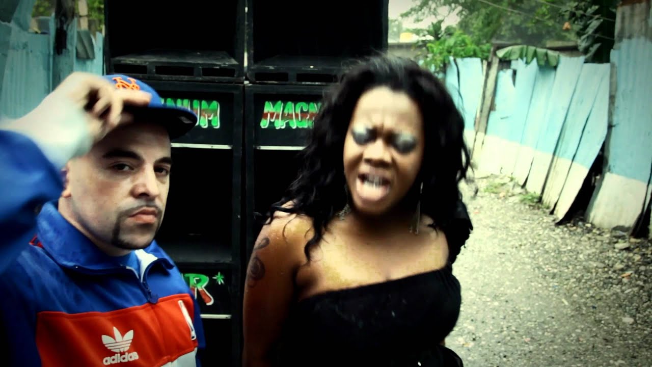 AKRO feat. STACIOUS : RESPECT - YouTube