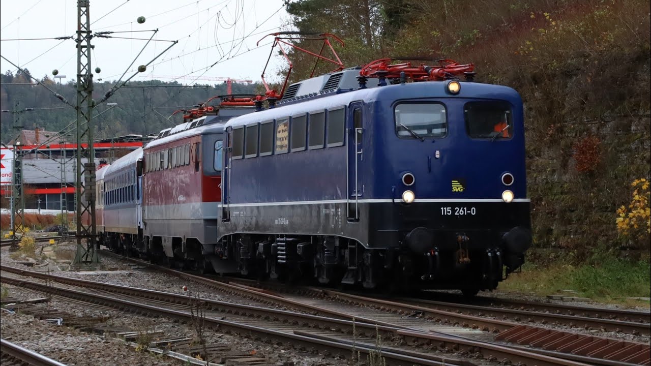 Letzte Fahrt für "Helene": 1142 654 wird von der 115 261 ins SVG Museum ...