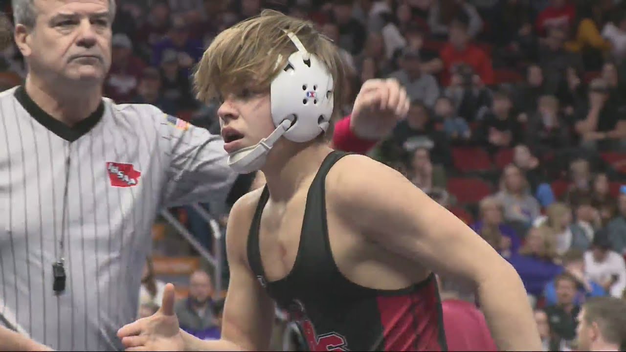 Roland-Story wrestling cheerleaders asked to sign off on district ...