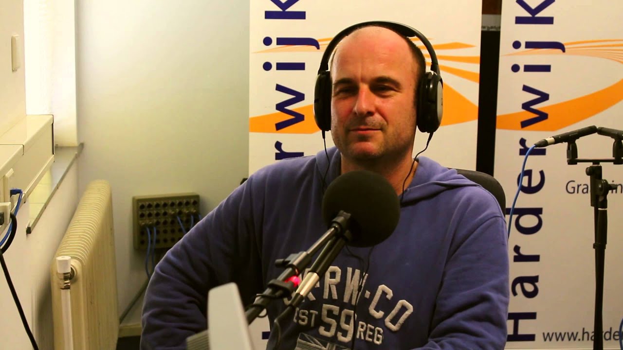 HarderwijkFM - El Mundo: Studio Live - Paul Heetebrij (Interview + 'Dat Er Nooit Iets Gebeurde ...