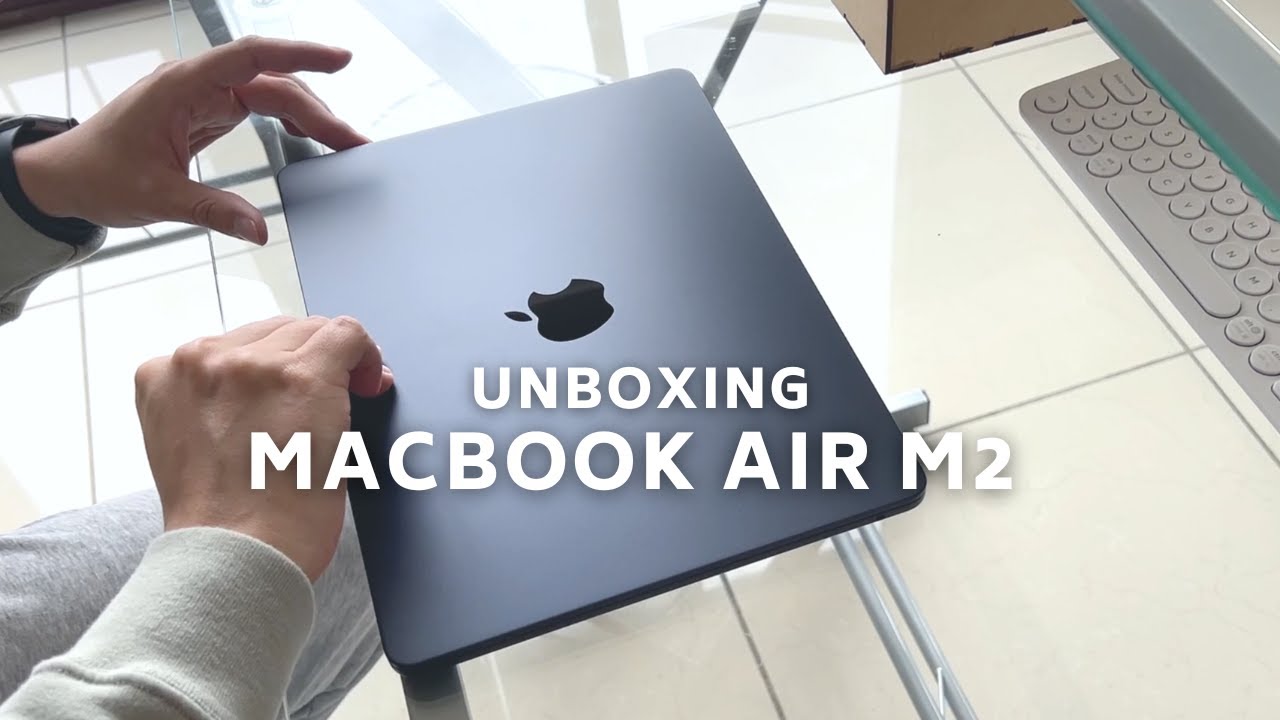 unboxing macbook air m2 midnight blue - YouTube