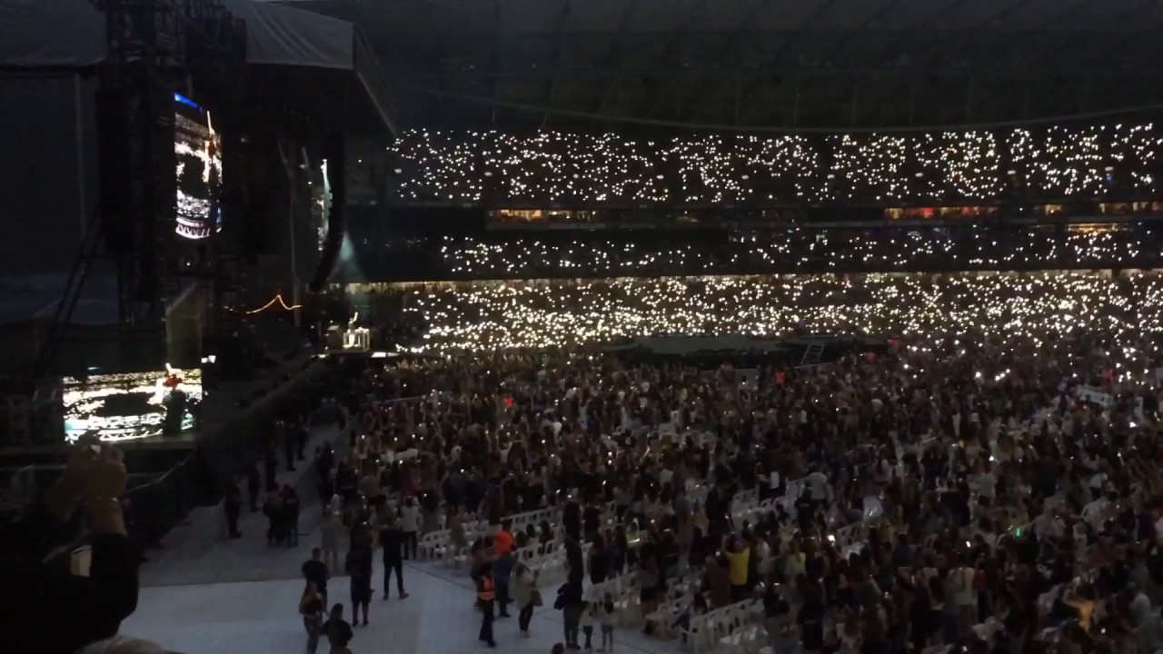 Martin Garrix Performance 2017 - YouTube