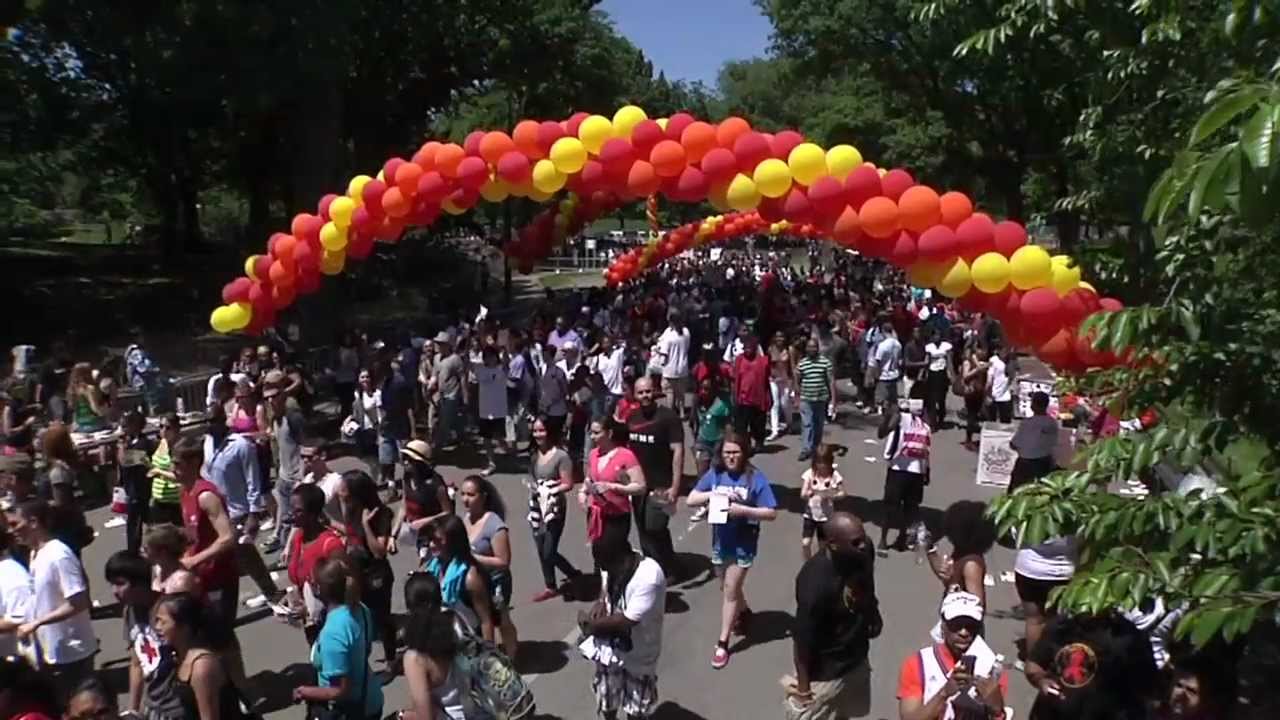 Check Out the AIDS Walk Scene and REGISTER TODAY - YouTube