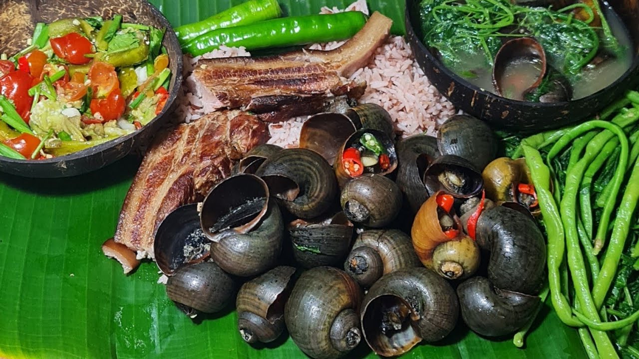 Kohol ( snail) w/ smoked pork belly.Highlander indigenous recipe ...