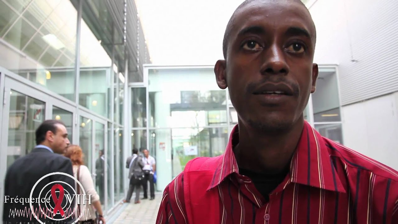Vienne 2010 - Entrevue avec Ibrahima Ba - YouTube