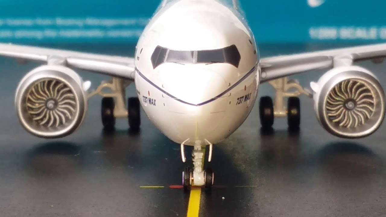 JC Wings 200 B737-MAX 8(Featuring The Brand New Split-tip Winglets ...