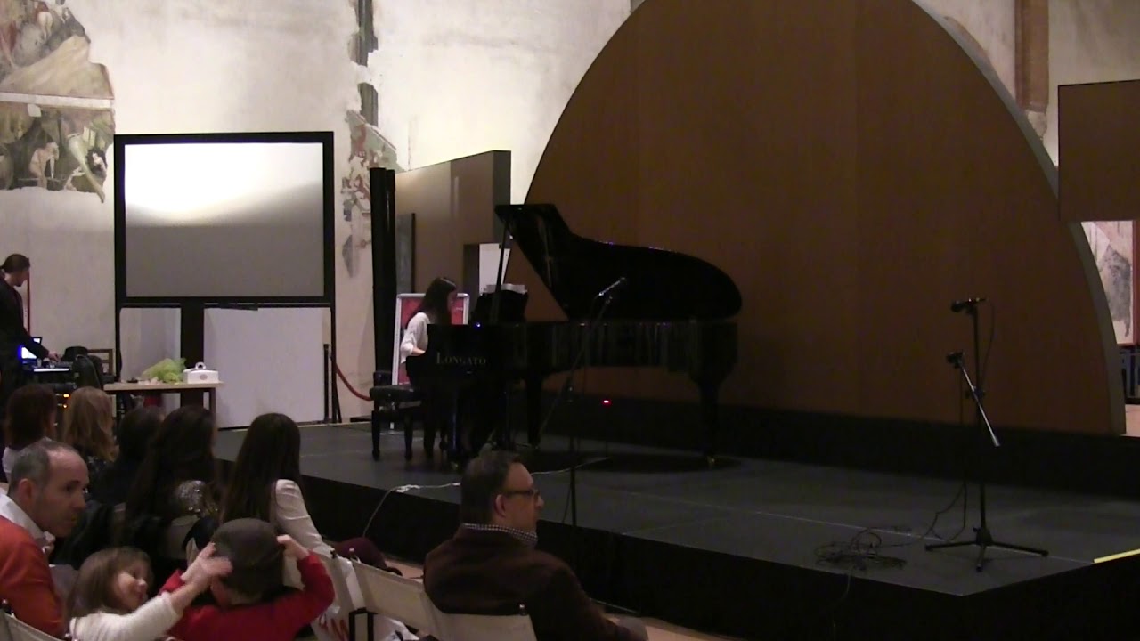 Chiara - La Vita E' Bella N. Piovani - YouTube