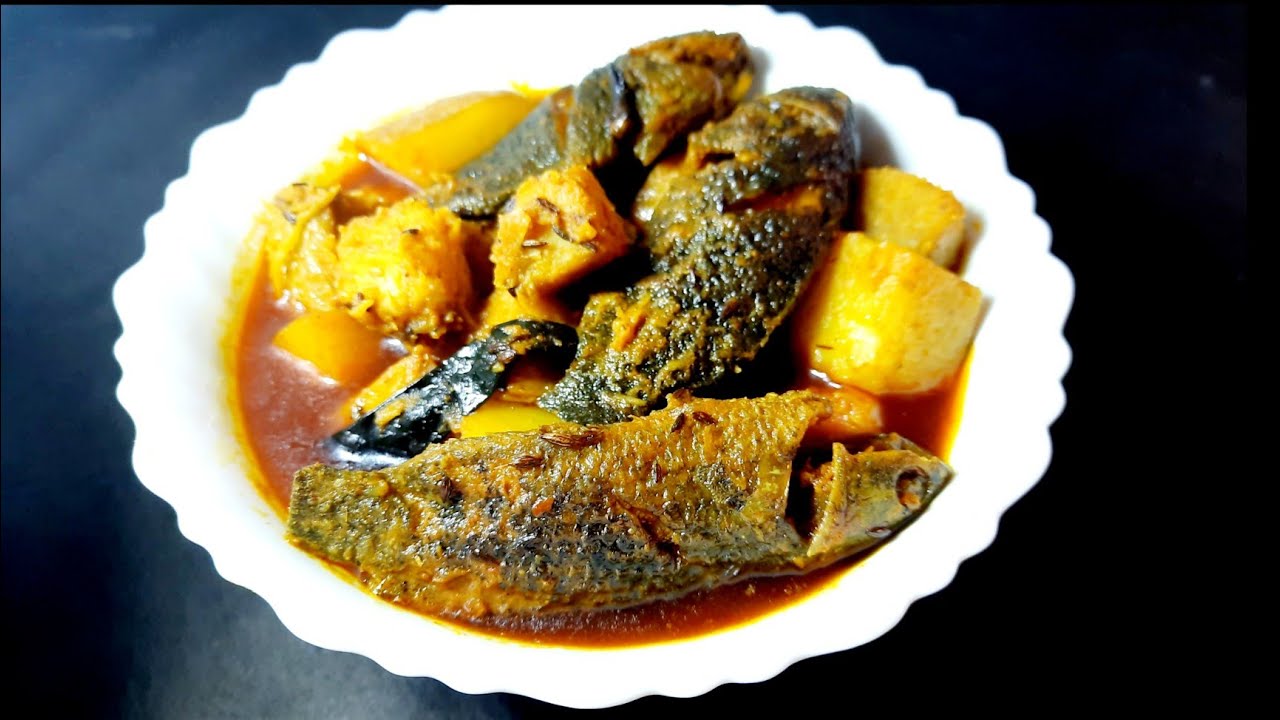 How To Cook Koi Fish Curry/কই মাছ দিয়ে মানকচু রান্না/সাধারণ মশলা দিয়ে ...