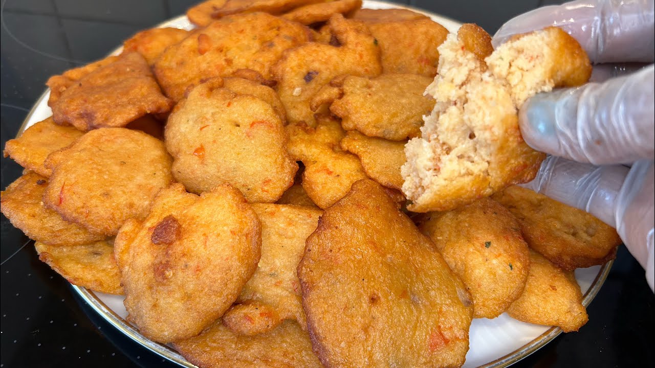 Enjoy Nigeria Akara : with Recipe/ Crayfish ,Ginger,chilli pepper,Red bell pepper and olive oil ...