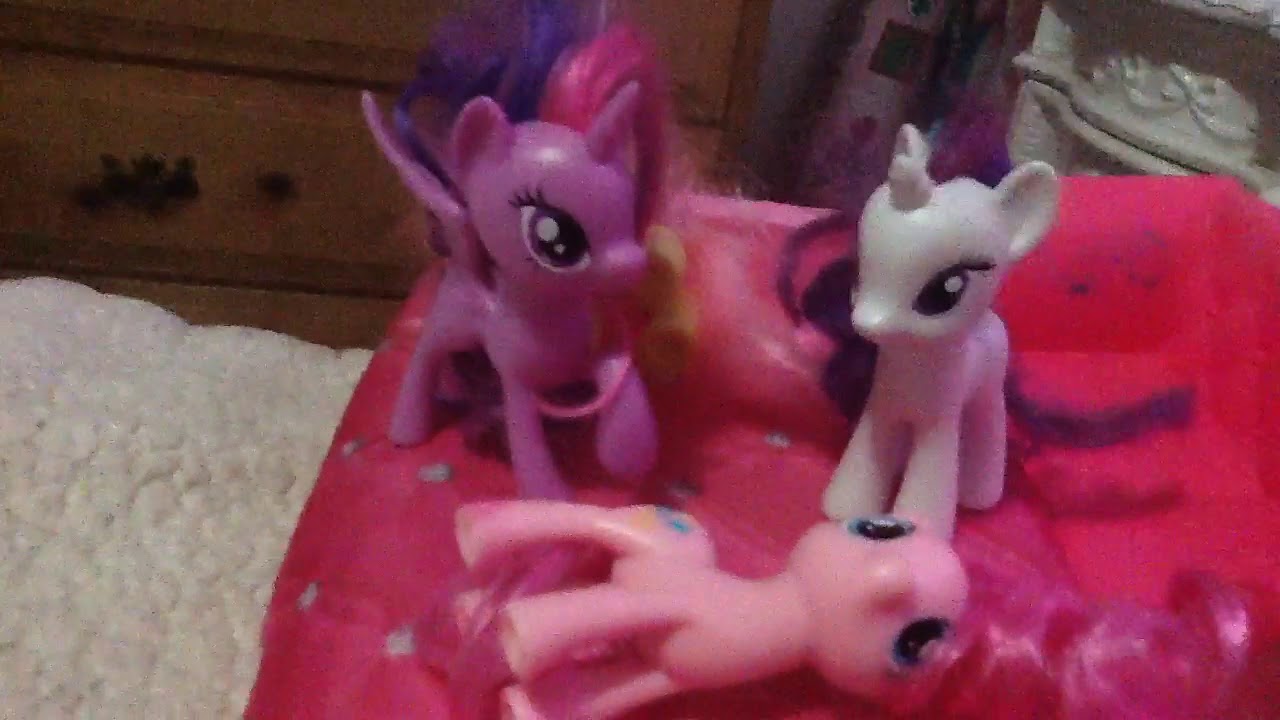 The Hurt In Pain Pt 1 Pinkie's Heart Attack From Magic - YouTube