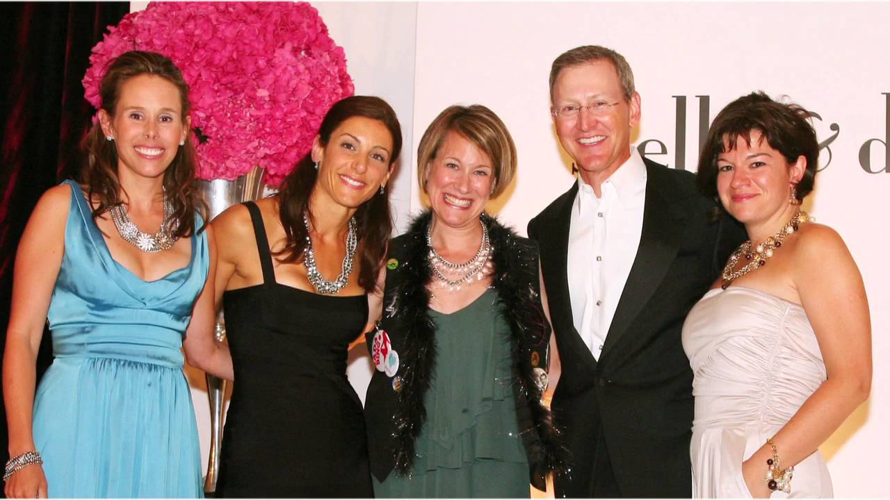 Carla Greengrass | Star Director at Stella & Dot - YouTube