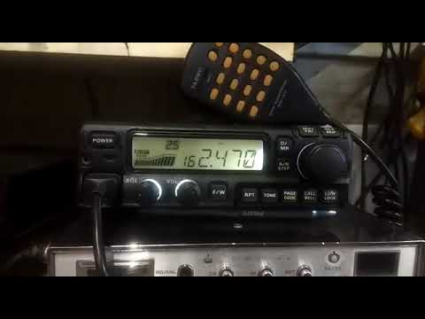 yaesu ft- 2500M - YouTube