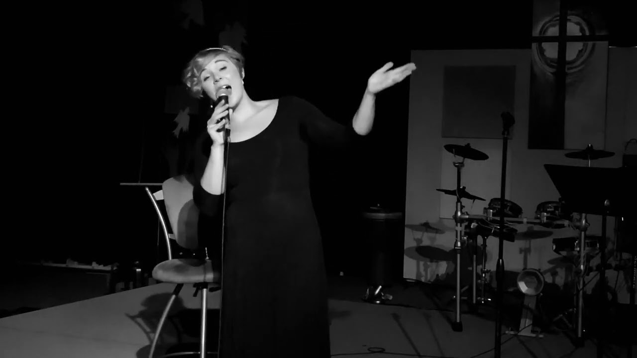 Emily Atwood singing Etta James's "At Last" - YouTube