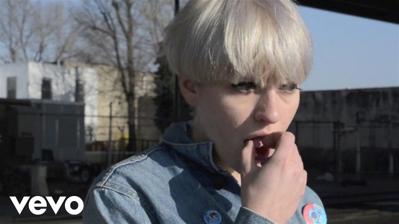 Bleeding Rainbow - Waking Dream - YouTube