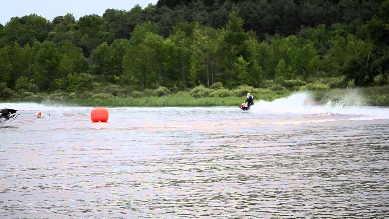 snowmobile watercross race - Albee's Pond - YouTube