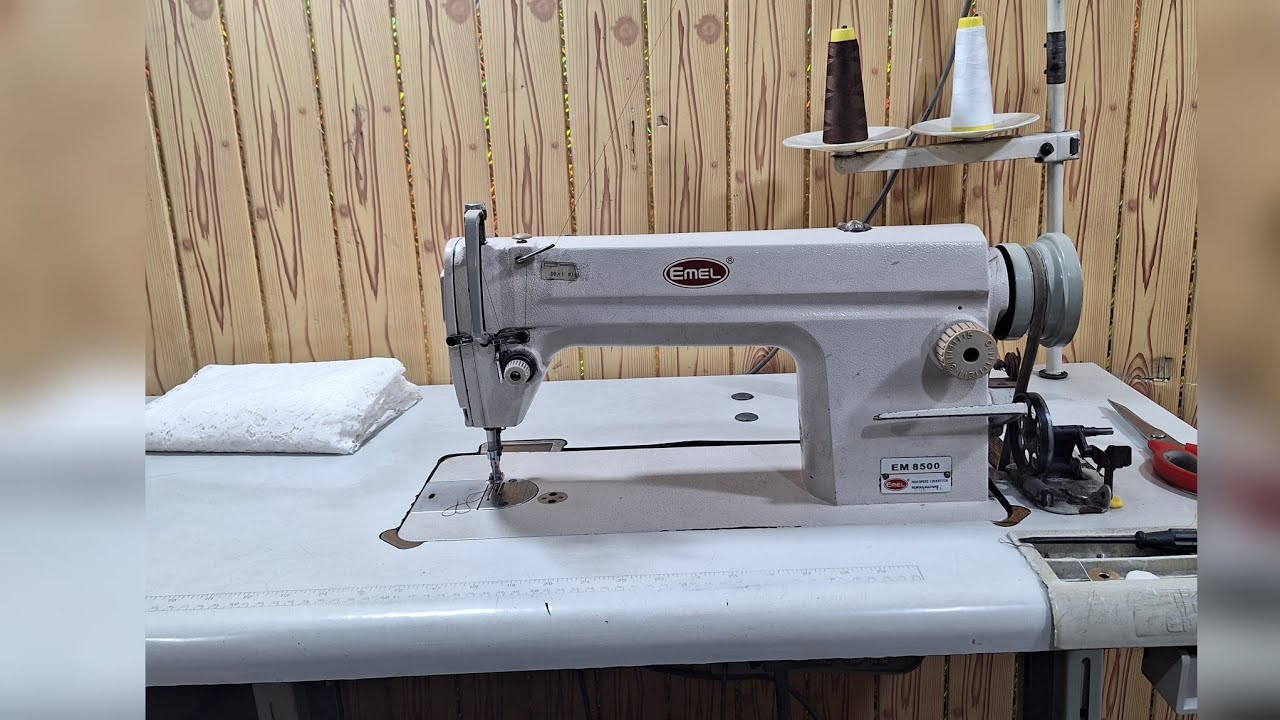 Adjusting the speed on your Industrial sewing Machine - YouTube