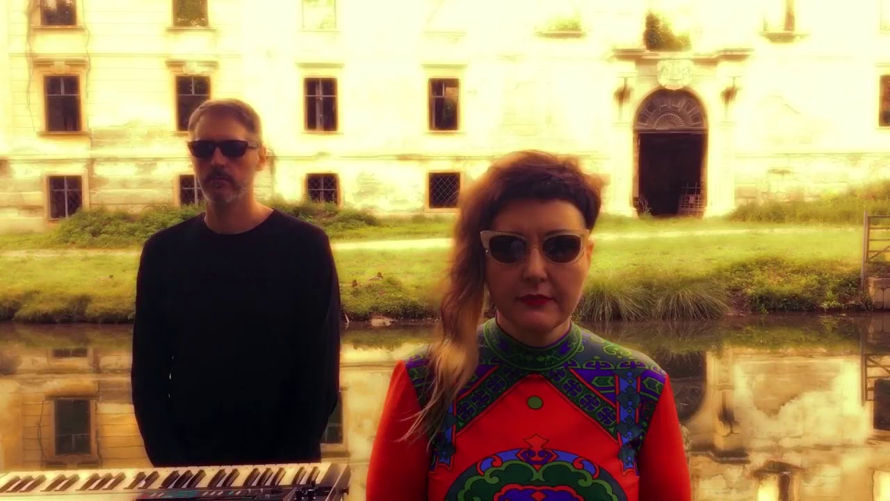 Mitra Mitra - Shortwave (Official Music Video) - YouTube