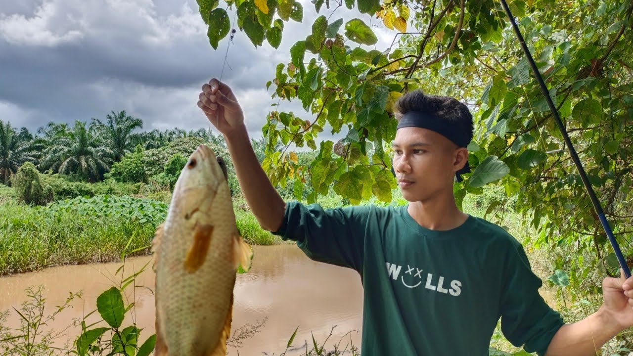 port memancing paling mantap // ikan pon padu ii😱😱 - YouTube