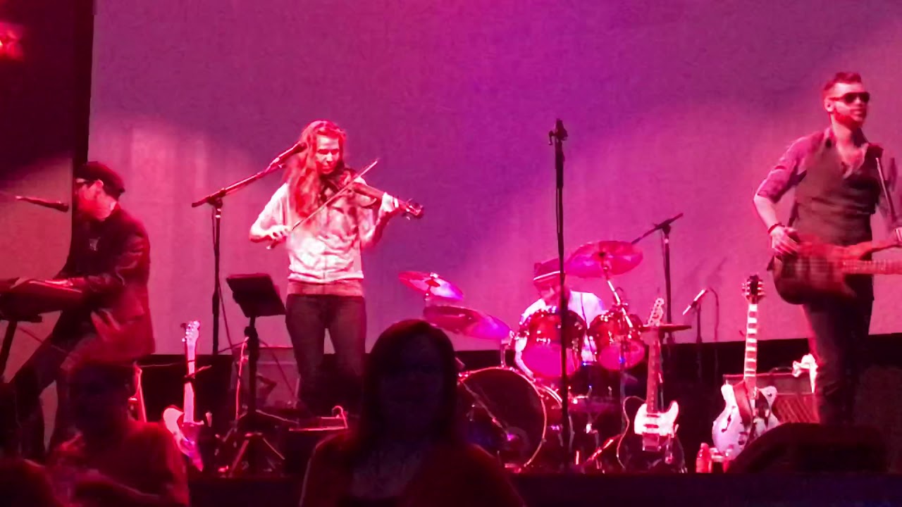 Dana Osborn Band - Drops of Jupiter live - YouTube